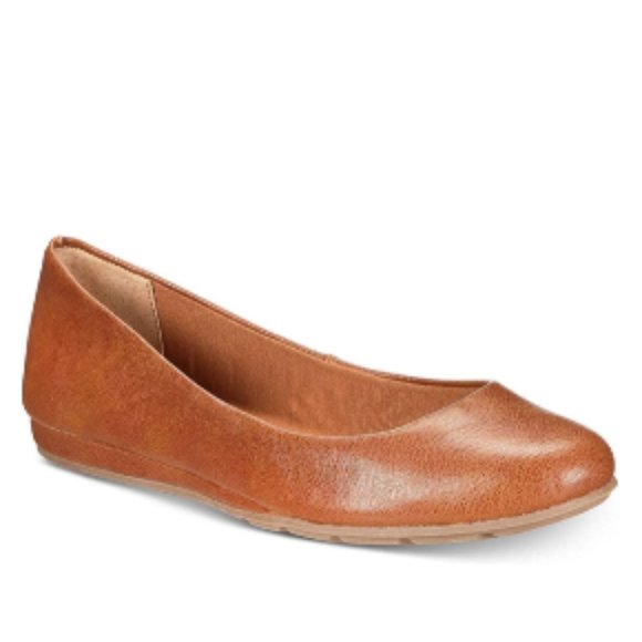 American Rag | Shoes | American Rag Womens Ellie Closed Toe Ballet ...